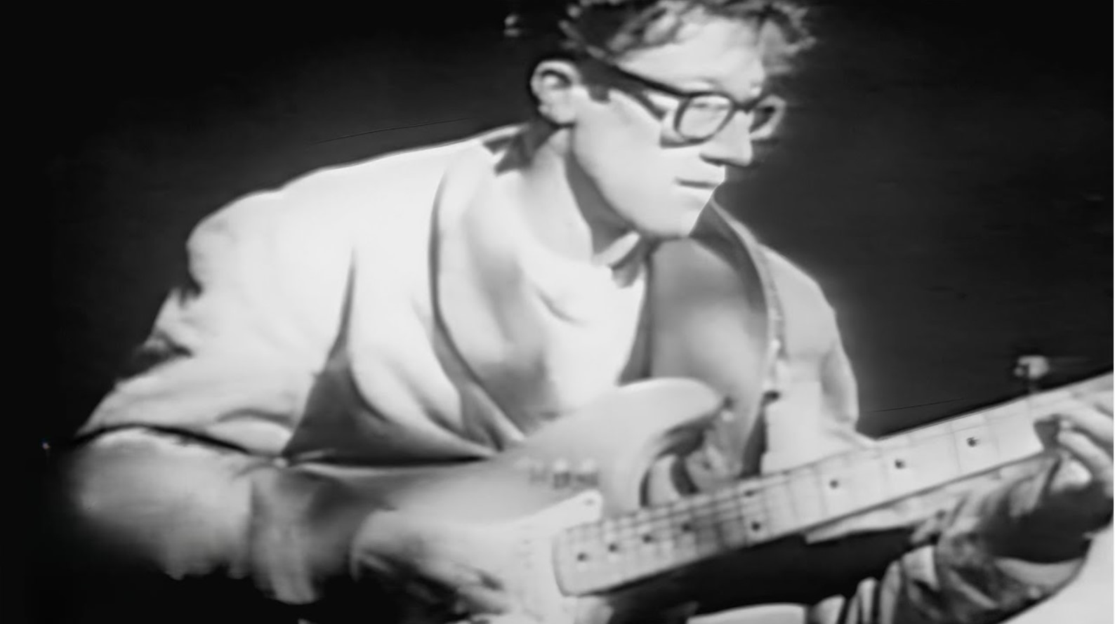 The Shadows’ “Apache” (1960): The Instrumental Masterpiece That Defined ...